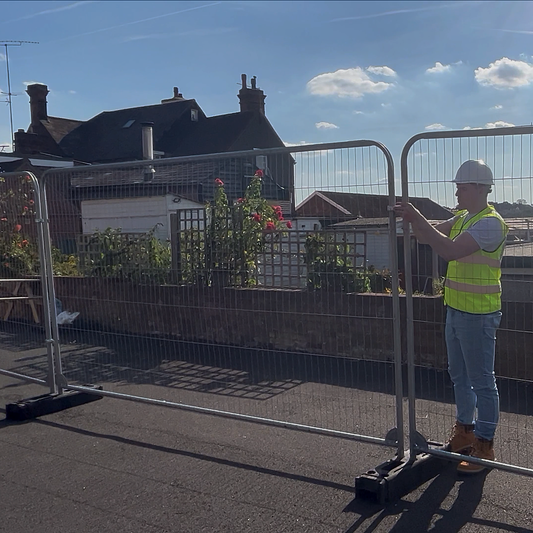 Round-Top Temporary Heras Fence Set – tradefence